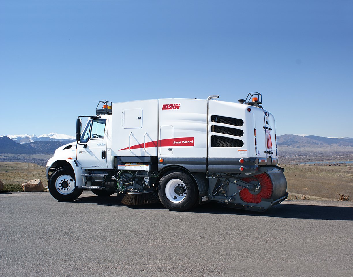 Mechanical Sweeper Trucks
